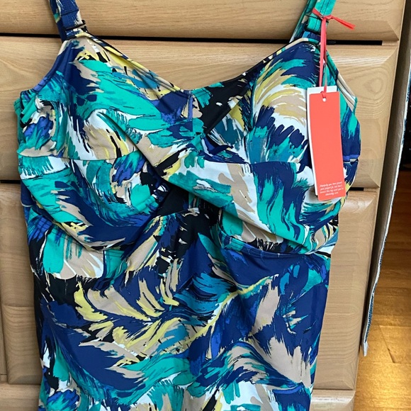 Magisculpt | Swim | Magisculpt Tankini Top Bluegreen Size 8 | Poshmark